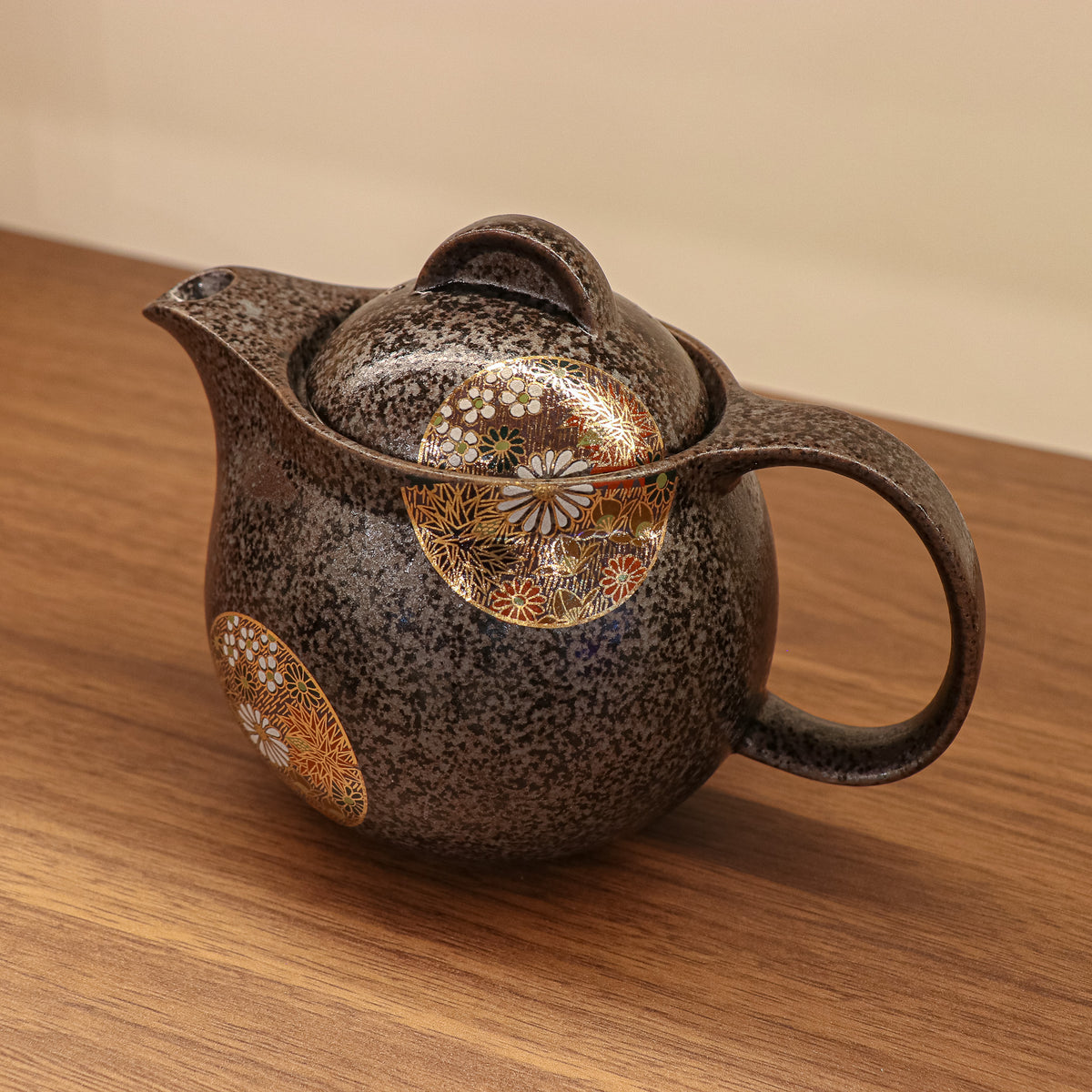 Kutani Ware Maru Pattern Hanazume Teapot 380ml – Namiya Japanese Home ...